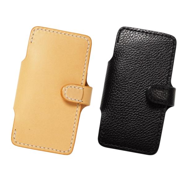 イタリアの最高級牛革を使用／カラーバリエーションは全14タイプ／中央のボタンで止めるオーソドックスなタイプ／カードポケット装備※表示されている発送スケジュールにつきましては、システムの都合上、実際の納期よりも長めの大まかな表記になっておりま...