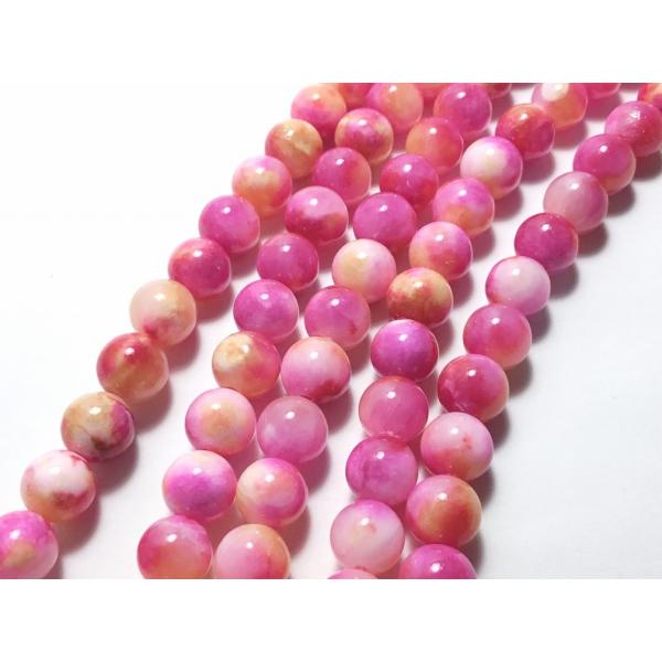 透明感のある多孔質の白色を複数の色で染色した天然素材のストーンビーズです。カラフルな色合いがかわいい、お得連売りです。各粒：約8mm1連約40cm　約48玉　数量：1連ピアス イヤリング ブレスレット パワーストーン