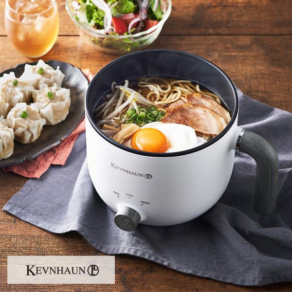 1台6役！コンパクトだけど便利な電気マルチポット。■1台6役「煮る」「茹でる」「和える」「沸かす」「蒸す」「炊く」の6つの調理が1台で出来ます。■ダイヤルスイッチ■16品のレシピブック付きセット内容:本体、ガラスふた、蒸し皿、エッグスタンド...