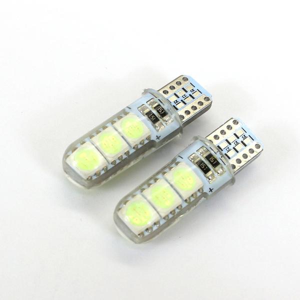 【商品説明】・汎用タイプのPVC樹脂コーティングLEDバルブです。・コンパクトボディーながら鮮やかな色を発光。・6灯のLEDで明るくカラーバリエーションも豊富なのでいろんな場所に取付可能。・通常のバルブの3倍以上の明るさでお車をスタイリッシ...