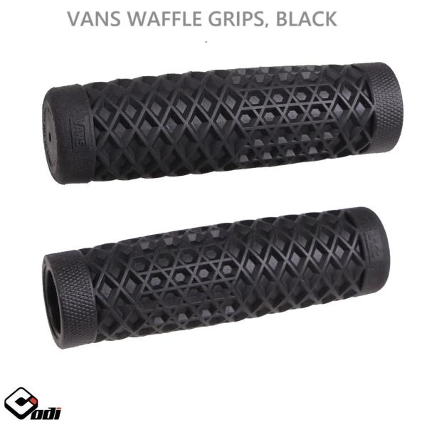 VANS/CULT・ODI・V-TWIN グリップ ブラックVans/Cult V-Twin グリップは、VANSワッフル ソールパターンをグリップに組み込んで独自コンパウンドを使用してクラシカルな外観と振動減衰や優れたトラクションを提供し...