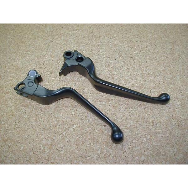 DRAG SPECIALTIES LEVER SET BL.ドラッグスペシャリティーズ ブラックカスタムレバー ブレーキ＆クラッチのセットです。形状はH-D純正レバーと同じ感じです。【品番】0610-0128【適合】１９９６年〜２０１７年の...