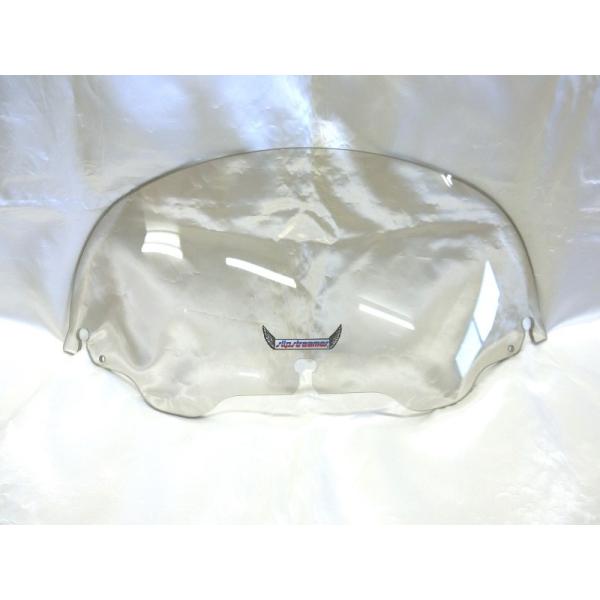 SLIPSTREAMER USAの ８インチ・ライトスモークです。長距離ドライブにちょうど良い８インチサイズです。カウルから上にでる部分が２０センチです。取り付けも簡単でドレスアップが楽しめます。色が薄めのスモークですので、シールド越しでも...