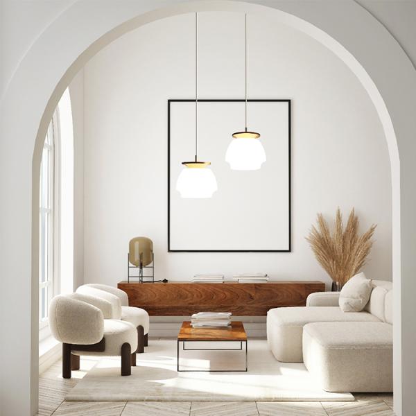 Fontan フォンターン ペンダントランプ噴水をモチーフにデザインした柔らかく灯るペンダントランプ噴水のように湧き上がる水の造形をイメージしたデザインで、柔らかく光るガラスにアクセントとして輝く真鍮をあしらっています。商品サイズ幅280×...