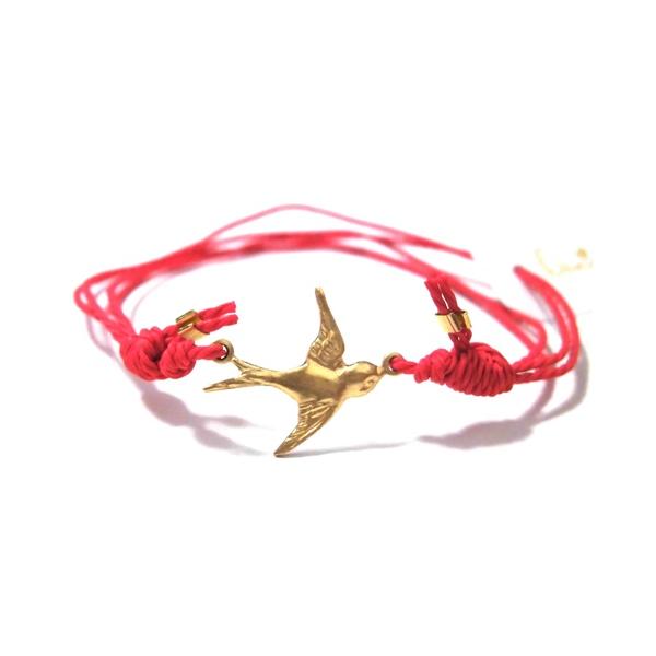 daniela sigurd jewellry(ダニエラ シグルド ジュエリー)ロンドンのジュエリーブランドのかわいいツバメブレスレット紐を使用していて軽くて可愛いキュートなつばめチャームがとってもチャーミングでシンプルでオシャレ 男性用に...