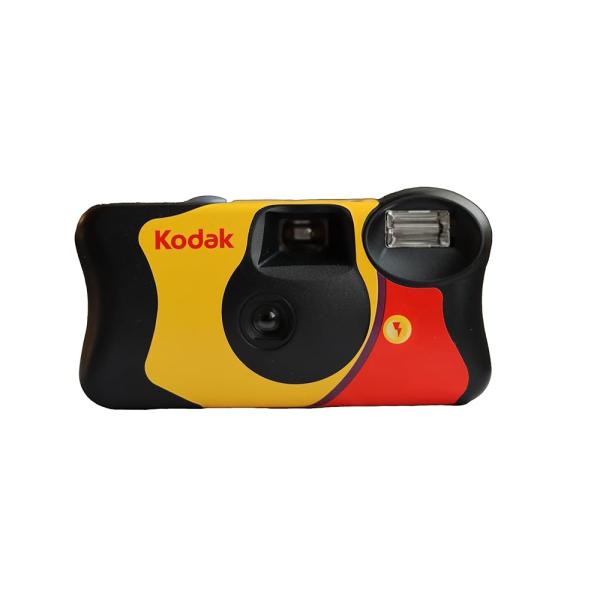 「商品情報」シンプルなマニュアルフラッシュ。屋内でも屋外でも、楽しく簡単にきれいな写真を撮ることができます。感度800なので、一般的な感度400のレンズ付きフィルムフィルムと比べより良い写真が撮れます。【製品仕様】コダック FunSaver...