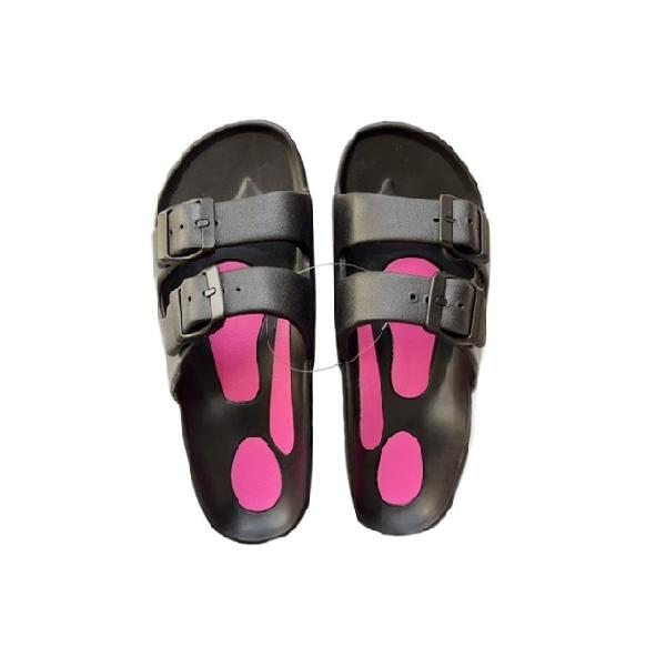 ◇室内でエクササイズ「体幹筋」を集中シェイプUP！立体インソールで疲れにくくシェイプアップ！ サイズM:23.0〜23.5cm L:24.0〜24.5cm　ブラック/ピンク[商品特徴]・スリムボディーをつくる「体幹筋」を鍛える高機能サンダル...