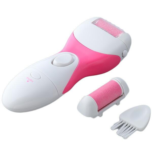 ■商品詳細硬くなったガサガサなかかとや足の裏をケアします。リムーバーヘッドは、粗めと細かめの２種類あり、角質の硬さや部位に分けて使えます。持ち運びに便利な電池式なので、旅行先でも大活躍。ヘッドは取り外して水洗い可能。お手入れも簡単。カラー：...