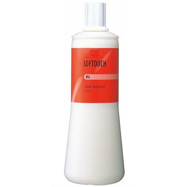 商品名     ウエラ ソフタッチ クリームデベロッパー 4% 1000mL内容量     1000ml商品説明ソフタッチ専用2剤。4%を使用すると、約1明度明るい仕上がりになります。■使用方法■●ご使用の際は必ず箱の内側にある使用説明書を...