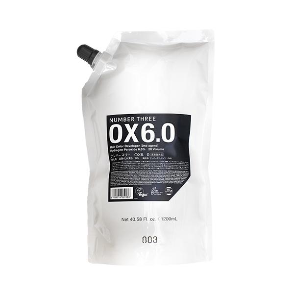 ■商品名：ナンバースリー OX6.0 1200ml■内容量：1200ml■商品説明：染めるから輝かせるへ。ビーガン認証・ハラル認証・ピータ認証取得ヘアカラーオキシシリーズ。操作性を向上させる2剤です。【OX6.0】明度を明るくしたいときに最...