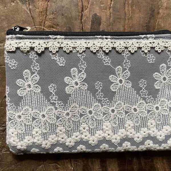 レース ポーチ レース布 レース生地 幅18センチ candide キャンディッド A1 フラットポーチS 下地黒 黒布 ヨーロピアン おしゃれ エレガント アンティーク クラシック かわいい ノスタルジック