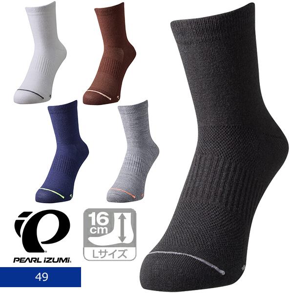 パールイズミ 49 ウィンター ソックス 2025年モデル 秋冬 自転車 靴下 16cm丈 保温遠赤外線効果の蓄熱保温であたたかいソックスです。丈は16cmと長めでタイツとも重ねやすい設計になっています。つま先はフラットな縫い目でゴロを軽減...