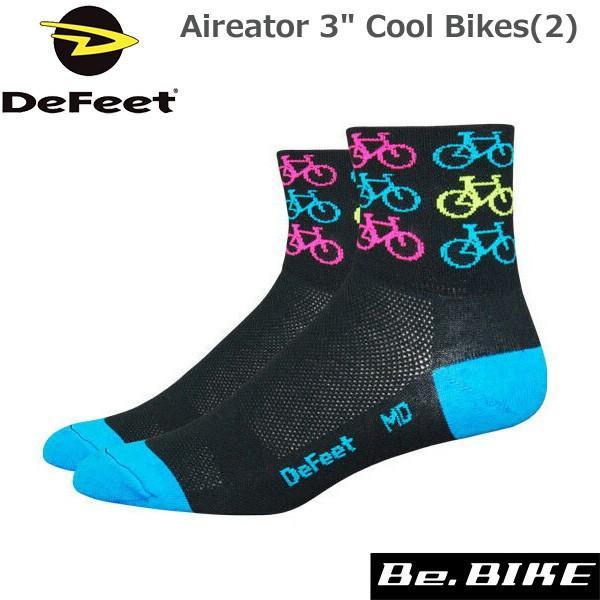 DeFeet Aireator 3" Cool Bikes(2) 自転車 ソックス 靴下1992年に初めて発売されて以来、今日も定番として愛されているオリジナルモデルです。高い機能性もトレンド性の高いデザインをプラスした「デザインソックス」...