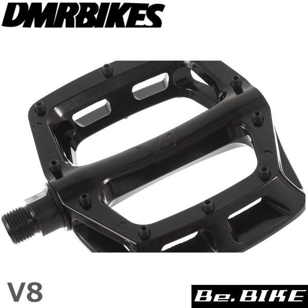 DMR BIKES V8 Pedal ブラック 自転車 ペダル(フラットペダル）V8ペダルが上位グレードであるV12や廉価版のV6と同じ薄型のプラットフォーム・デザインに生まれ変わりました。【仕様】素材：アルミ(ボディ) / 4140クロモ...
