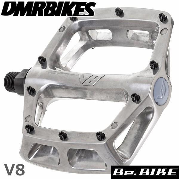 DMR BIKES V8 Pedal ポリッシュシルバー 自転車 ペダル(フラットペダル）V8ペダルが上位グレードであるV12や廉価版のV6と同じ薄型のプラットフォーム・デザインに生まれ変わりました。【仕様】素材：アルミ(ボディ) / 41...