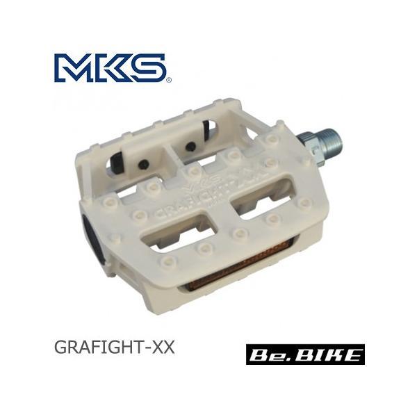 三ヶ島ペダル(MKS) グラファイト ダブルエックス(GRAFIGHT-XX) ペダル ホワイト 自転車 フラットペダル1982年に発売され、BMX・モトクロスユーザーに絶大な人気を得た「GRAFIGHT-X」ペダル。多くの復刻リクエストに...