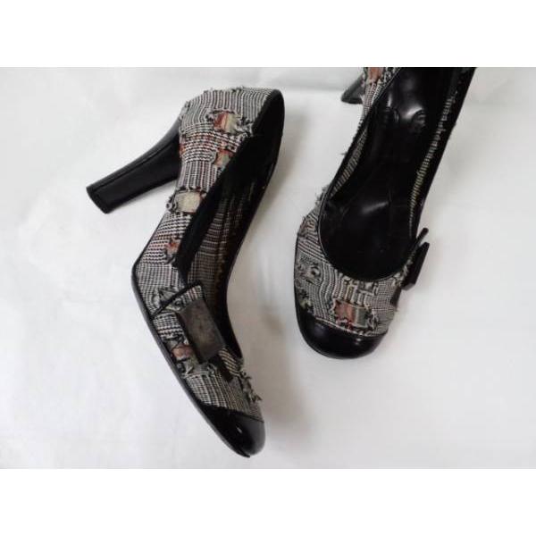 カラー：白、黒、オレンジ素材：布、革サイズ：35（22cm前後）、幅7.6、ヒール8cm状態 Bランク ランク N 新品 S 新品同様、新品と思われる A 中古（状態の良い） B 中古（多少の使用感はある） C 中古（キズ・シミがある） D...