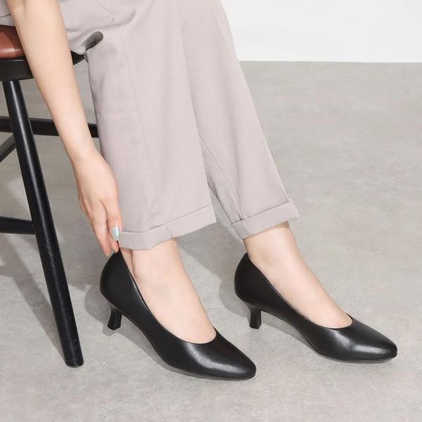 ■カラー：BL  ブラックCHICSLICK by.enchanted シックスリックバイエンチャンテッド【3E】本革プレーンパンプス　1210上質な本革素材を使用したパンプス。プレーンなデザインで合わせるスタイリングを選びません。オフィス...
