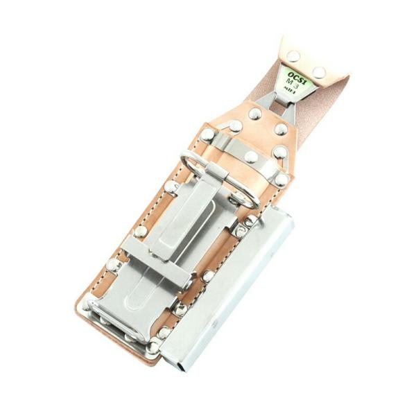 商品情報説明 ハッカー収納ケースです。用途 ハッカーケース。機能 ハッカー、チョーク、折尺が収納出来る3連タイプです。腰に安全ベルトを差したまま、自在にケースの着脱が出来ます。仕様 ●ベルト通し幅：約60mm。●カラー：ベージュ。材質等 ●...