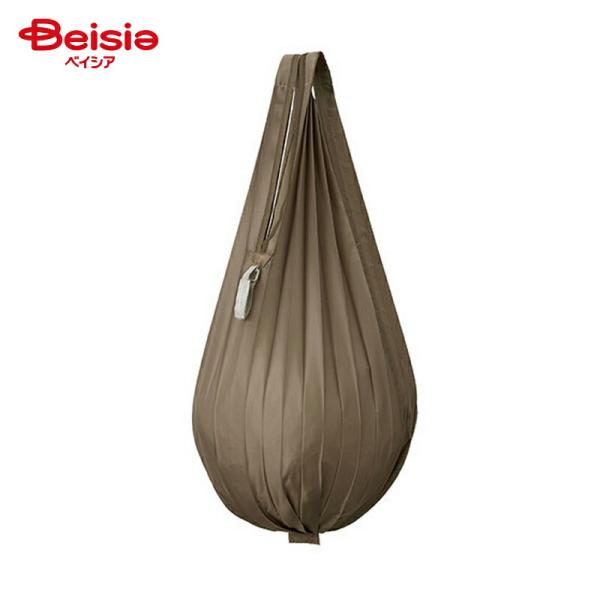 ミニマルな一気にたためるバッグ。商品サイズ約45x30x50mm商品重量30g容量約12.6L商品説明身軽にでかけたい手ぶら派・ミニバッグ派のための、一気にたためる超コンパクトな「ミニマルバッグ」12Lサイズ。袋口が自然にすぼまる「しずく形...