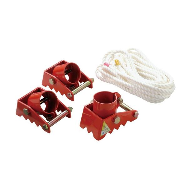 商品情報説明 六角棒レンチで締め付けるだけで単管パイプを簡単に装着できます。用途 単管パイプの脚部用補助具。機能 脚部の広がり防止用のロープ付きです。六角棒レンチで締め付けるだけで装着できます。仕様 ●使用可能荷重：1ton。●適合パイプ径...