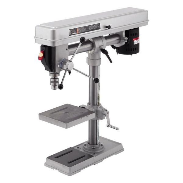 商品情報説明 穴あけ作業・大型工作の多い木工作業に便利です。用途 鉄工・木工での穴あけ作業・大型工作の多い木工作業。機能 強力600Wモーター採用で、鉄工13mm、木工30mmも簡単に穴あけできます。大型(フトコロ寸法90〜425mm、全長...