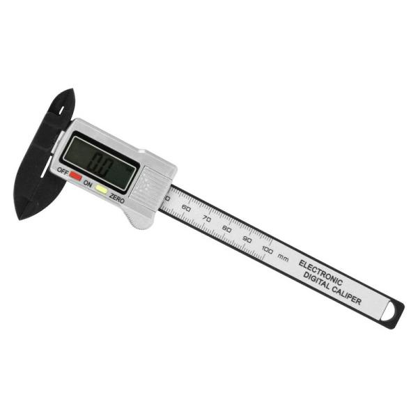 商品情報説明 軽量・測定物に傷をつけにくいカーボンファイバー製です。用途 0.1〜100mmまでの外径・内径・段差測定、比較・間接測定。機能 測定値を瞬時にデジタル表示します。簡易測定に最適です。何も操作しない状態が約5分続くとオートOFF...