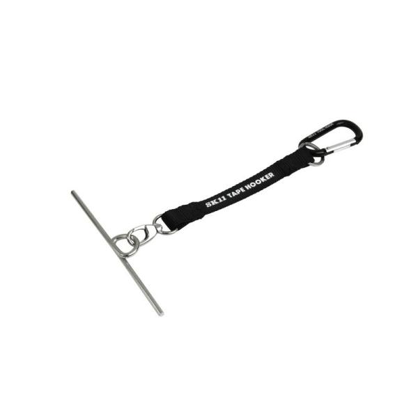 商品情報説明 クラフトテープや養生テープの携帯に便利です。用途 クラフトテープ、養生テープなどの携帯。機能 ワイドタイプなので、クラフトテープ・養生テープなどの吊り下げが可能です。仕様 ●色：ブラック。●ベルト長さ：140mm。●フック幅：...