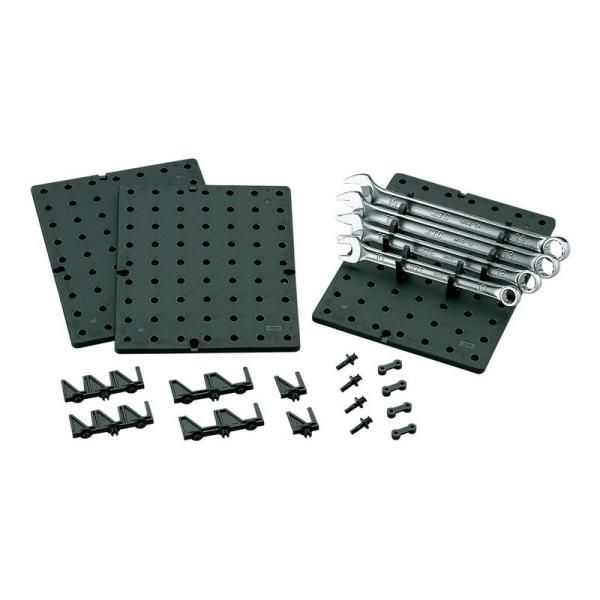 商品情報説明 工具箱やキャビネット内の工具をすっきり収納できます。用途 ツールケースに入れて、レンチ類を収納できるラック。機能 工具箱やキャビネット内の工具をすっきり収納補助具です。ベースの組換えやラックピンの配置が自由にできるので、自分の...