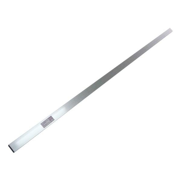 商品情報説明 壁・土間・石膏ボード用レベルだし定規です。用途 壁、土間、石膏ボードのレベルだし。機能 普及型アルミ定規です。のろ侵入防止のゴムキャップが埋め込まれています。仕様 ●長さ：2500mm。材質等 ●アルミ。付属品・部品など注意・...