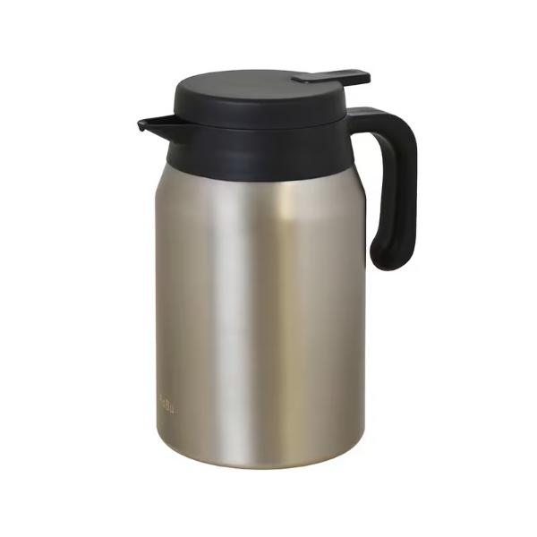 メーカー：RoBuJAN：4582451311561型番：K-10863■商品説明■●360度どこからでも簡単に閉められる蓋。●ワンタッチレバー式で簡単に注げます。●注ぎ口は液だれしにくい構造を用いてキレイに注ぎやすくなっています。■仕様■...