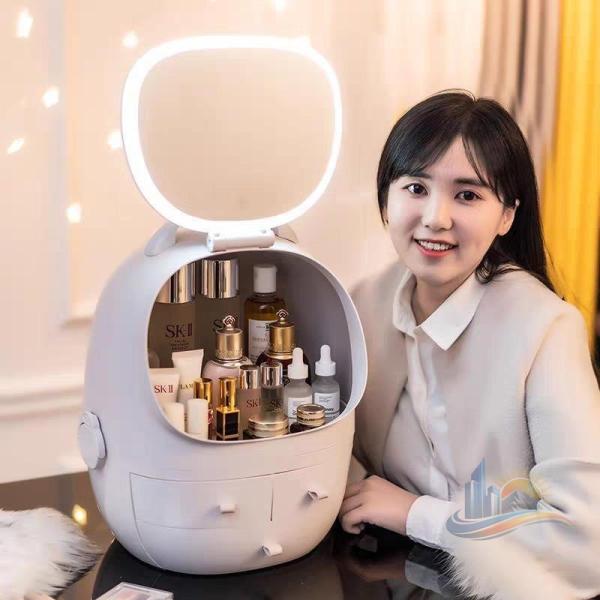 大容量 便利なミラー付き メイクボックス大きく開くのでどこに何があるか一目瞭然で取り出しやすい設計です。軽量 撥水素材 取っ手付き 手提げ 持ち運び 旅行 セミハード 多機能 化粧用具入れ 無地 丈夫 収納ボックス 安い化粧用品やメイク道具...