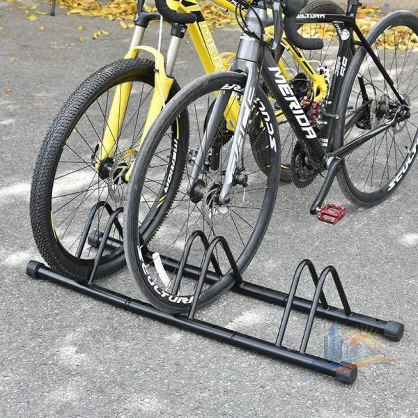 【商品特徴】?簡単駐輪前輪タイヤを差し込むだけで簡単駐輪ご家庭や店舗の駐輪スペースの整理整頓にオススメです。?アンカーボルト対応アンカーボルトで固定できる穴があるので盗難防止の対策をとることができます?組み変え自由自在組み立て式なので使用用...