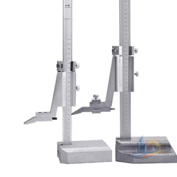 測定範囲は0?300MM、読み取り値は0.02mmです。高品質のカーバイド+炭素鋼クロム製、高硬度、高強度、壊れにくい。バーニアの読み取り値により、目盛りは明確で読みやすく、長寿命です。高精度測定、安定性と信頼性。機械加工測定で広く使用され...