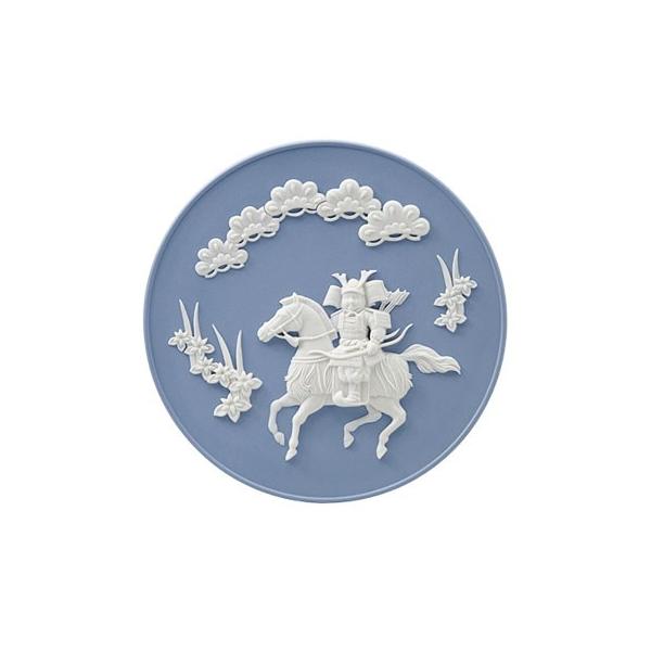 WEDGWOOD JASPER WARE(White on Pale Blue)サイズ：約φ185×H8mm材質：ジャスパーウエア製(ホワイト オン ペールブルー)セット内容：イヤープレート×1、プレートハンガー×1、皿たて(プラスチック製...