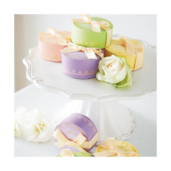 【発売日：2022年02月16日】●商品サイズ／φ72×45ｍｍハートクッキー５枚入りアレルゲン／小麦・乳成分　 ※色の指定はできません※ご注文は20個以上5個単位プチギフト 結婚式 お菓子 プレ花嫁 結婚準備 披露宴 2次会 食品 安い ...