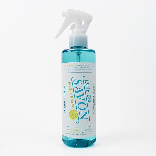 ■ レールデュサボン■ フィーリングブリーズ　ファブリックスプレー■ 250ml■ エアリーソープの香り 。ホテル業界でも支持されている消臭剤「清水香（せいすいか）」とコラボレートした商品。直接肌に触れる衣類や寝具など、洗いにくい布製品の除...