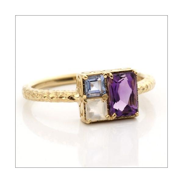 [本体仕様]K18イエローゴールド(サンブル本体)アメシスト オクタゴン(約)6×4mm×1タンザナイト スクエア(約)3mm×1ムーンストーン スクエア(約)3mm×1[サイズ]内徑(約)16.1mm幅(約):1.5-6.8mm厚(約):...