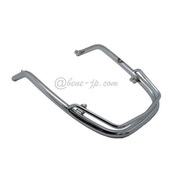 フロントバンパー　メッキ仕様Cuppini製フェンダーをボルトではさみこんで固定。(穴あけ不要)Vespa PX/P, LML2S/4SPX125T5は除きます。品質管理が日本と異なる為に、使用には差支えの無い程度に小傷/小錆等は、ございま...