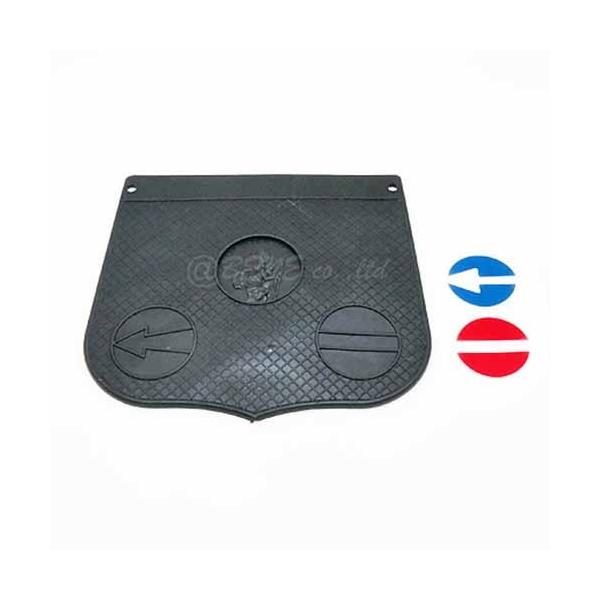 イタリアCuppini製のマッドフラップセントクリストファー、イタリアでの交通の神様です。新品ですが、輸入品につき多少の製造時に於けるバリ、ペイントのムラ/滲み、ズレ、変色等、またゴムの歪み等はありますので、予めご了承ください。付属のステッ...