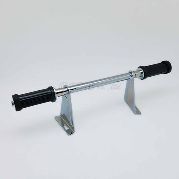 Cuppini　ステップバー　メッキ　２人乗りの場合、リアパッセンジャーの足をのせる事が出来ますので、足が楽になります。VespaP/PX, LML2S/4S輸入品につき、品質管理が国内とは異なる為に、多少の擦り傷、メッキムラ、小さな錆等は...