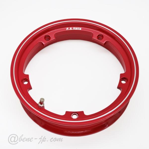 FA ITALIA製　　レッドVespa P/PX, Rally/GTR/SprintV, LML2S/4S, Vespa 125ET3ノーマルと同じサイズのチューブレスホイール。専用のナットとワッシャーが各5個付属しています。使用に差し支...