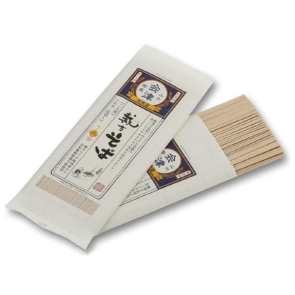 会津桧枝岐(ひのえまた)では、延ばした麺生地を数枚重ね包丁で手前に引くようにして切ります。布を裁(た)つように切ることから裁ちそばと呼ばれます。本品は、挽きたて自家製粉の粗挽きそば粉を使用し、極端な乱切り仕上げが特徴の食べごたえのある太めの...