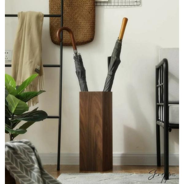 ●商品ポイント 高品質の素材、高品質の密度ボード+天然木化粧板で作られており、頑丈で耐久性があり、自然な質感と絶妙な職人技があり、より多くのアイテムを収納できます。 オイル仕上げを施し、ナチュラルな風合いと耐久性を兼ね備えています。着脱可能...