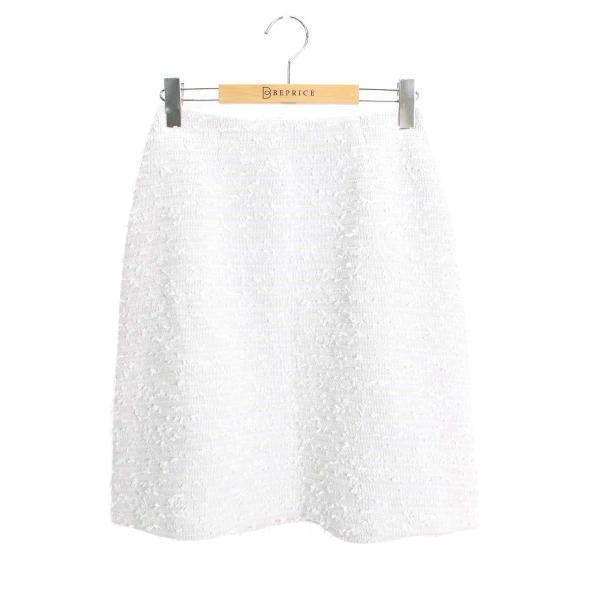 フォクシーブティック スカート Skirt Gray Tweed 35555 38 グレー■ブランドフォクシーブティック■ジャンルスカート■性別タイプレディース■表記サイズ38■実寸サイズ総丈: 約52cm<br>ウエスト: 約...