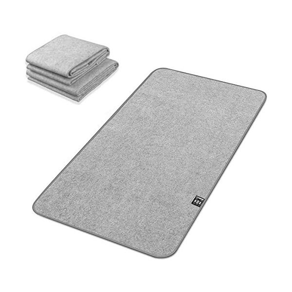 【ご購入後の当店からの連絡はご登録のメールアドレスに通知いたします。必ずご確認ください】【洗える除湿シートの5つポイント】P1、湿気をたっぷり吸収してジメジメ対策。P2、備長炭の動きで強力消臭効果！P3、汚れたら洗濯機で丸洗いOK！P4、干...