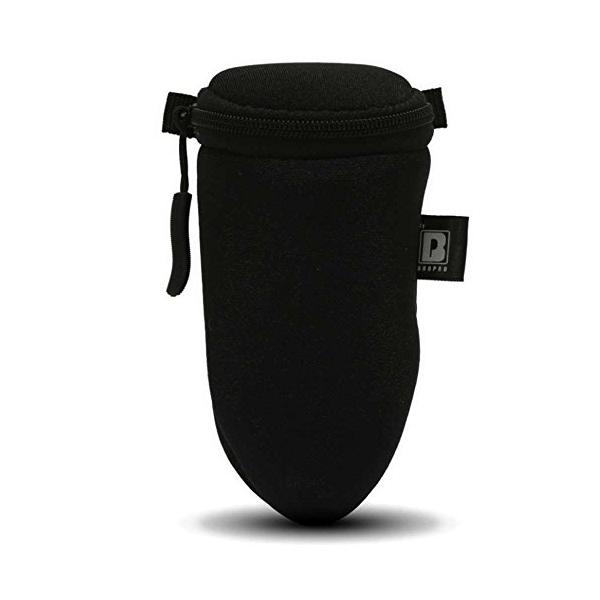 【ご購入後の当店からの連絡はご登録のメールアドレスに通知いたします。必ずご確認ください】ケースにマウスピース収納箇所が無い場合に便利なマウスピースポーチ。サイズを2種類ご用意し、木管と金管どちらも収納可能。付属しているカラビナをケースに引っ...