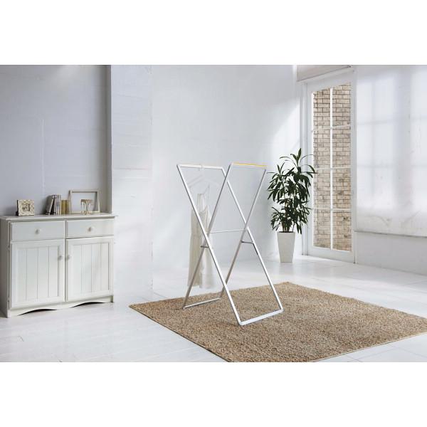 大切な方への贈り物に、ご自身へのご褒美に。●Xスタイルをより使いやすい薄型形状で収納性が抜群です。■商品情報◇ブランド セキスイ◇サイズ ●現品約60×72×125cm 本体重量 約2.3kg ◇材質 ●アルミ、ABS樹脂◇内容 ●収納時 ...