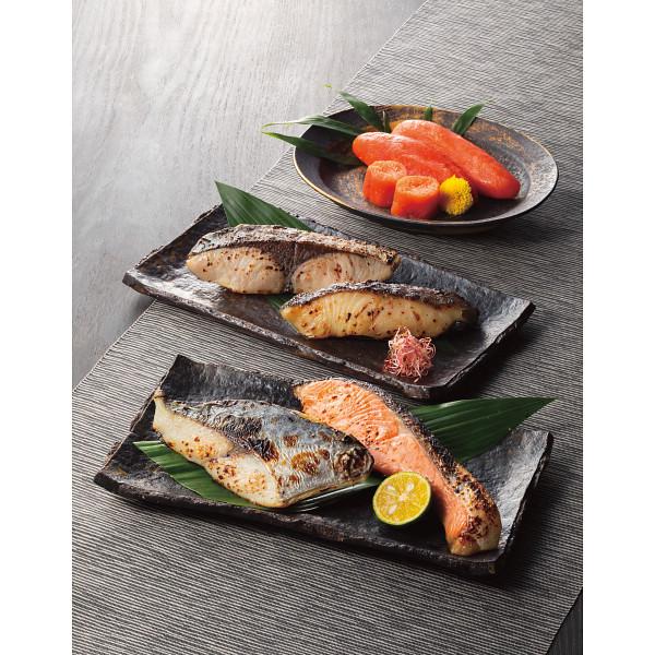 大切な方への贈り物に、ご自身へのご褒美に。●竹八より素材本来の持ち味を引き出した西京漬と辛子明太子の詰合せです。■商品情報◇ブランド ◇サイズ ◇材質 ◇内容 ●辛子明太子(スケトウダラの卵巣：ロシア産またはアメリカ産)220g ×1、銀鮭...