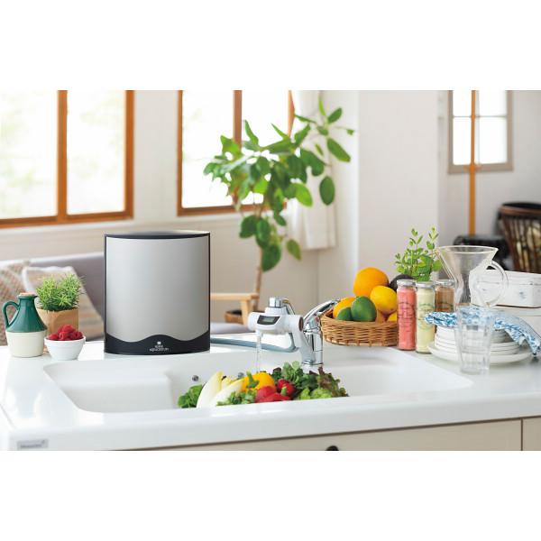 <のし対応・ラッピング包装紙対応・選べるギフトカード・送料無料>大切な方への贈り物に、ご自身へのご褒美に。●毎日の暮らしに欠かせない「水」をもっときれいに、もっとおいしくしたいー。そんな願いを形にした、高性能浄水器「スーパーアク...